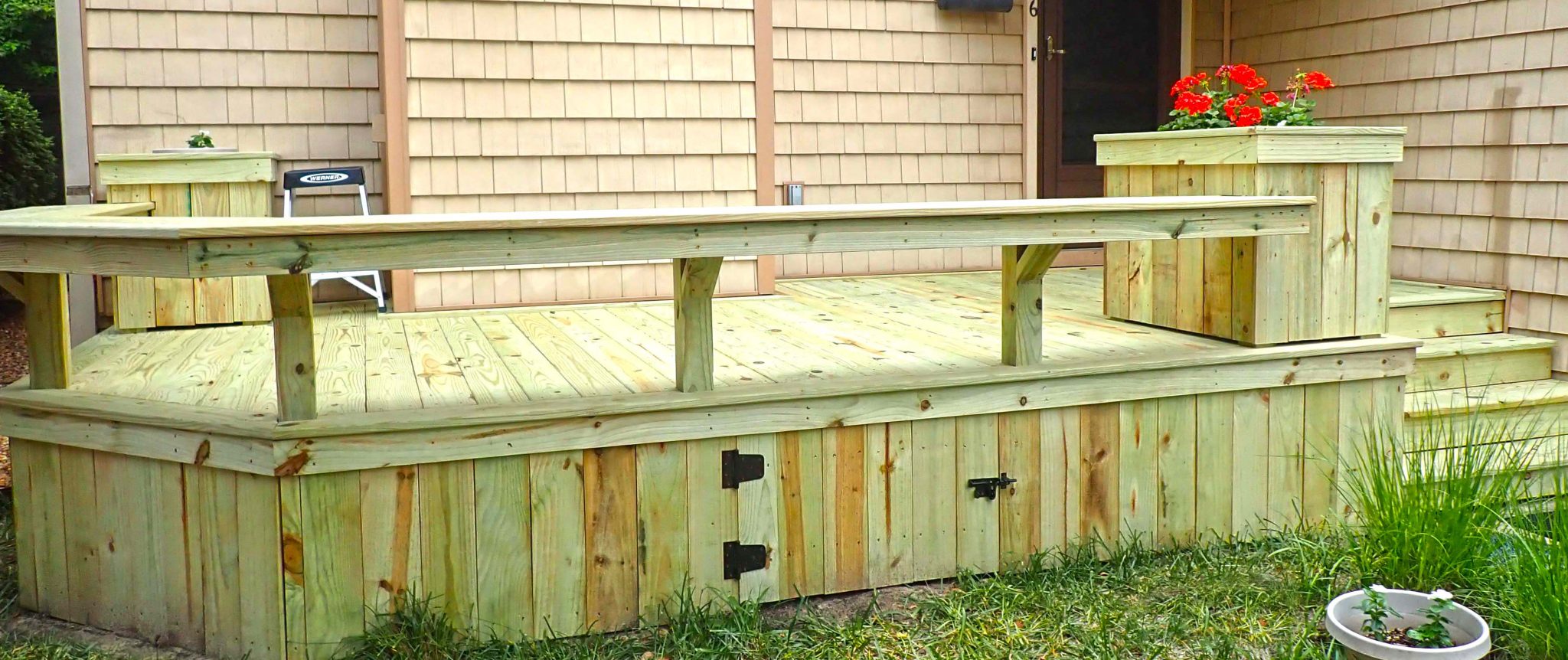 Deck with Planter boxes